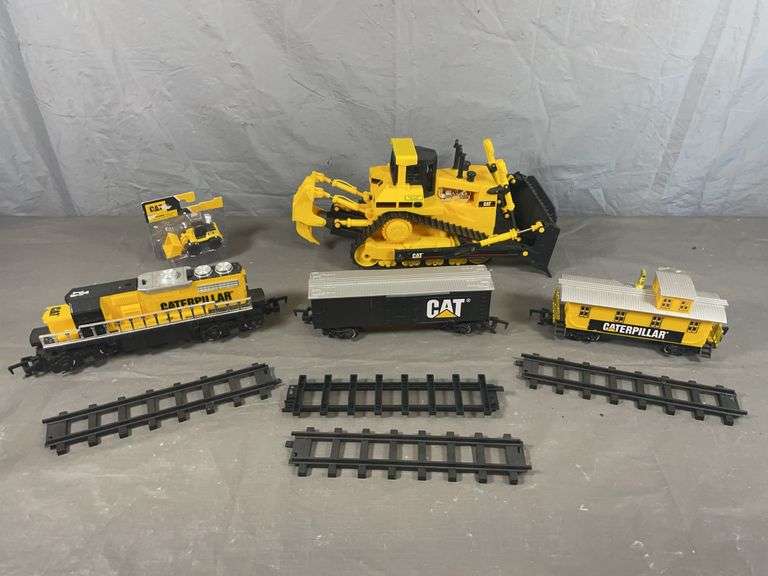 Caterpillar Dozer & Train - Auction Ohio