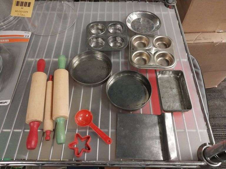 Child’s Baking Set with Rolling Pins and Metal Pans - Auction Ohio
