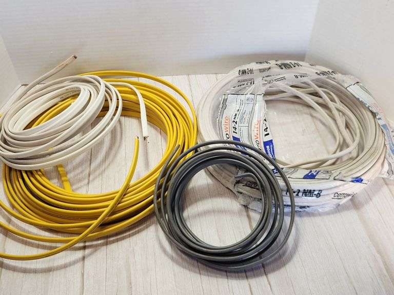 FOUR Electrical Wire Rolls Including CerroWire 14/2 NM-B - Auction Ohio