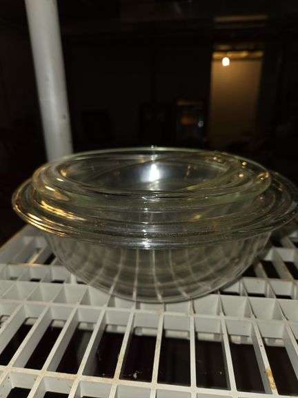 Clear mixing bowls, pyrex pink RARE find - Auction Ohio