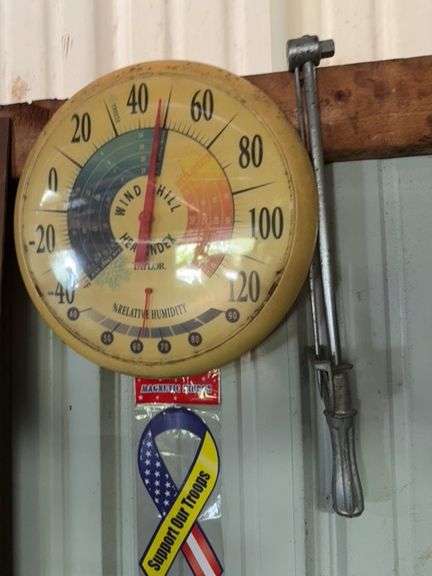 Taylor Wind Chill Heat Index Thermometer Hygrometer - Auction Ohio