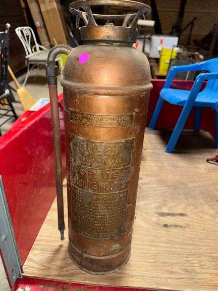 Queen Fire Extiniquer - Auction Ohio