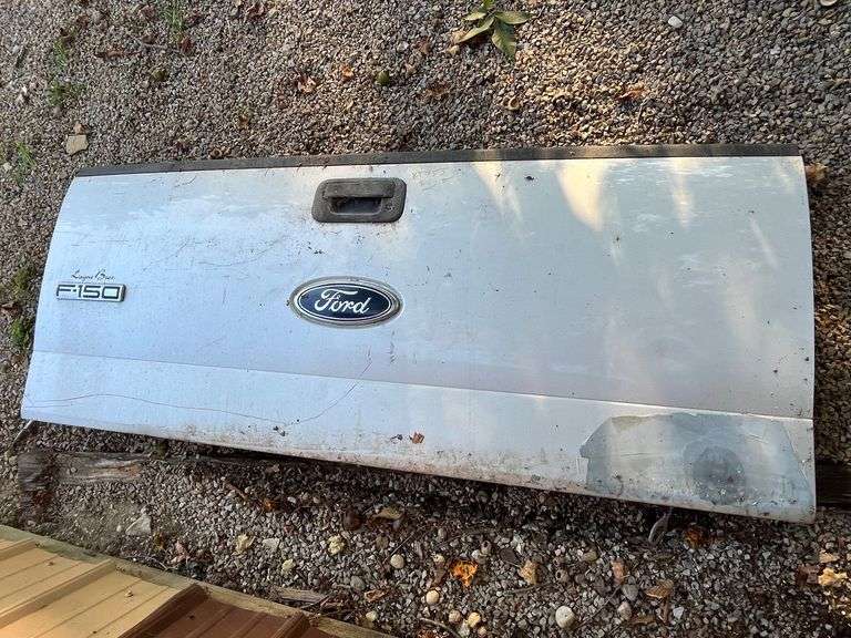 Ford F150 Tailgate - Auction Ohio