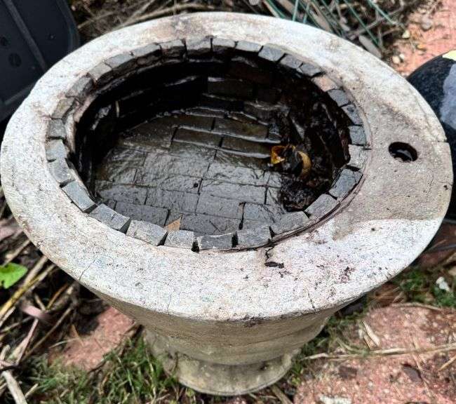 Round Ceramic Charcoal Grill Smoker Base with Ash Residue - Auction Ohio