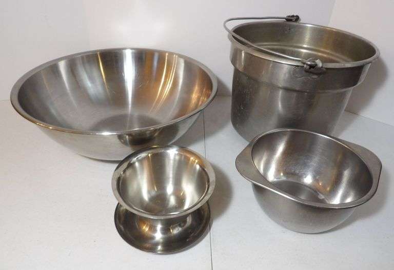 Mixing Bowls And Stock Pot - Auction Ohio