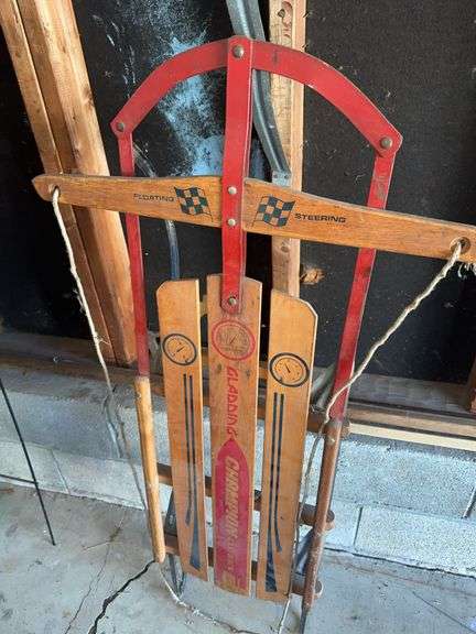 Rare vintage sled-Gladding Champion Fastback - Auction Ohio