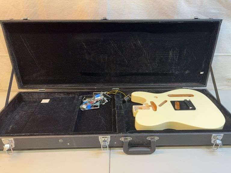 Fender Les Paul Guitar Body - Auction Ohio