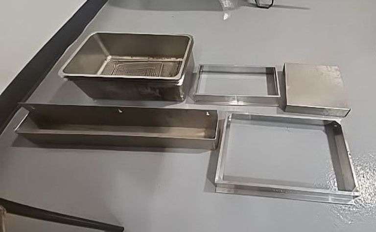 Stainless Steel Rectangular Kitchen Inserts - Auction Ohio