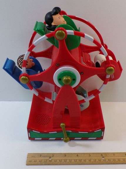 Gemmy Industries Peanuts Merry Go Round - Auction Ohio