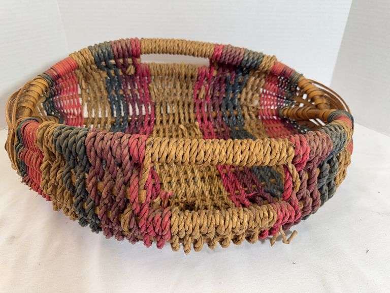 Large Oval Basket - Auction Ohio
