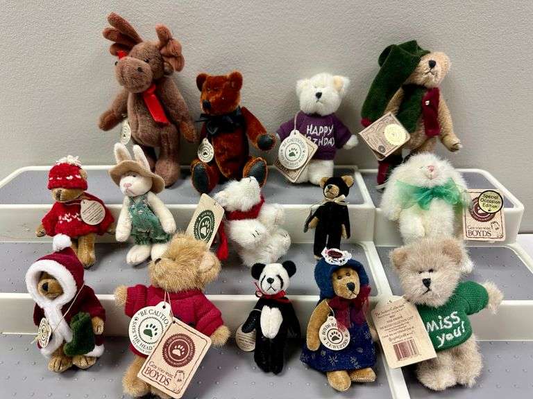 Small, Smaller, Smallest Boyds Bears - Auction Ohio