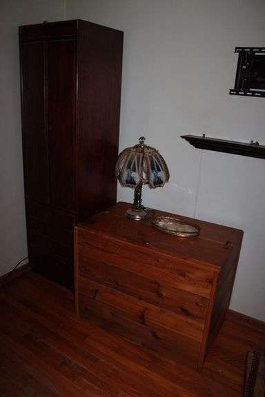Cabinet, Chest & Lamp - Auction Ohio