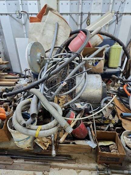 Wall Clean Out, See Photos - Auction Ohio
