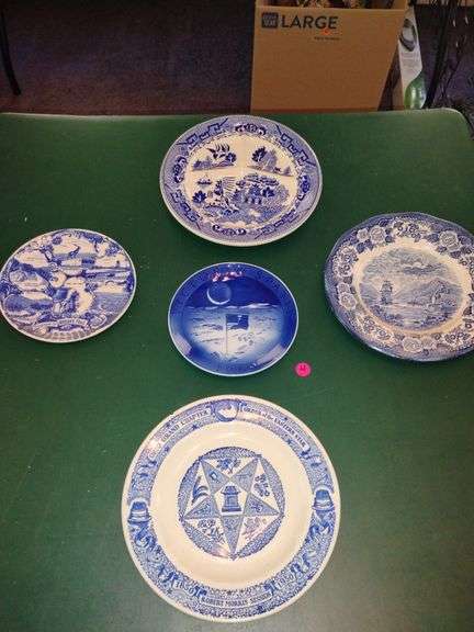 Japanese Blue and White plates, Man on the Moon 1969 plate and ...