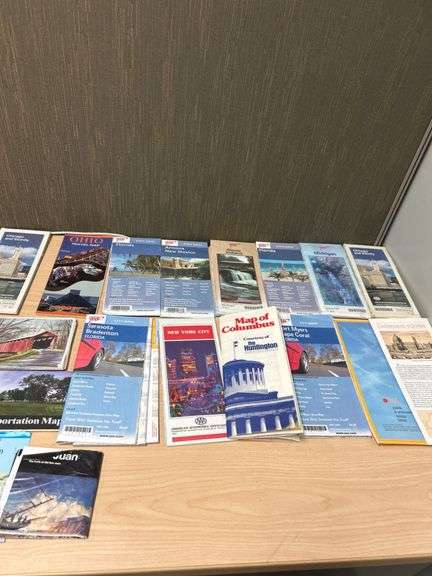 AAA Travel Maps and Brochures Featuring U.S. Destinations - Auction Ohio