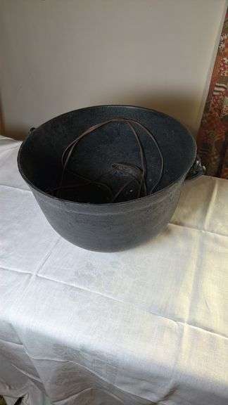 Vintage Cast Iron Pot Holes In The Bottom - Auction Ohio