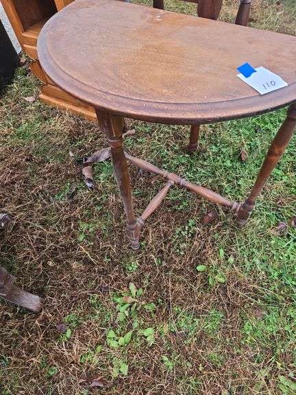 Antique oak half table - Auction Ohio