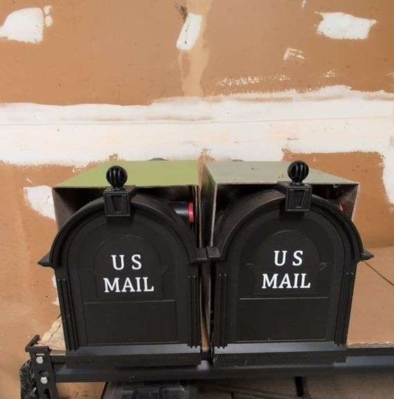 New Mailbox Set - Auction Ohio