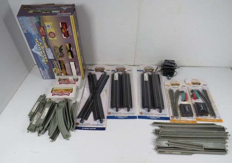 N Scale Train Set & Train Track - Auction Ohio