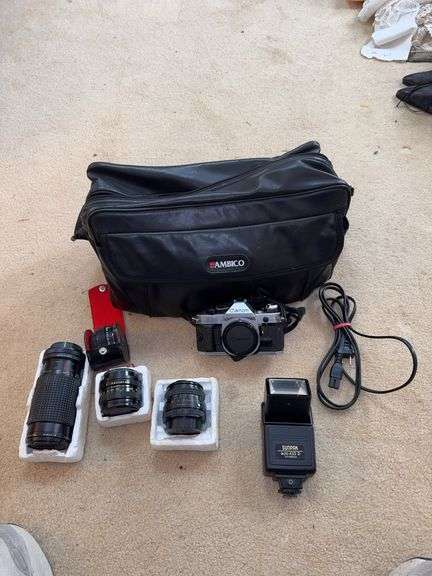Camera & Lenses - Auction Ohio