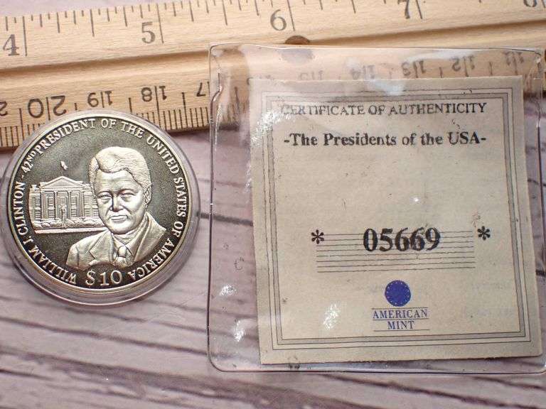 2002 Republic of Liberia $10 Coin Featuring Bill Clinton by American ...
