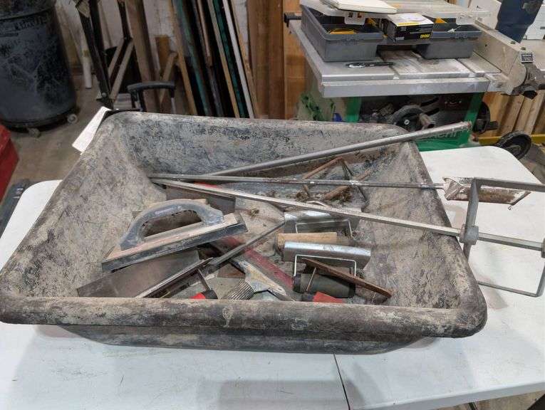 Concrete and Masonry Hand Tools in Mixing Tub - Auction Ohio