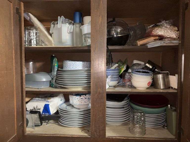 Kitchen Clean-Out Lot - Auction Ohio
