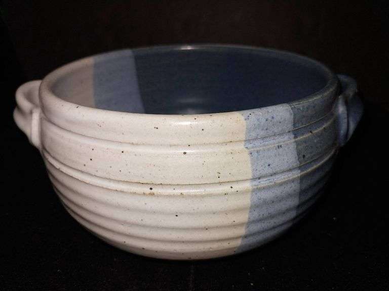 Two-Tone Ceramic Colander With Handles in Blue and White Glaze Design ...