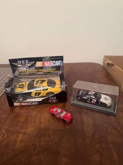 Misc. NASCAR. ( #17 Pez Dispenser, #2 car in hard case, #8 ) - Auction Ohio