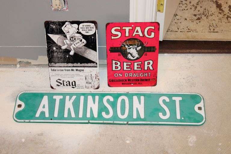 Advertising Signs And Street - Auction Ohio