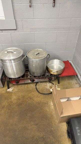 Big Gas Grill III with Pots - Auction Ohio