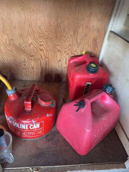 Cabinet Clean Out, Gas Cans - Auction Ohio