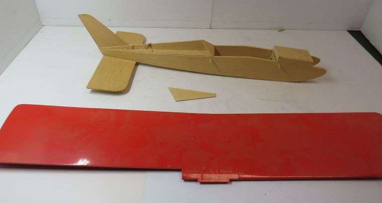 Model Airplane Pieces - Auction Ohio