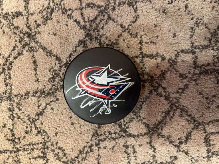 Columbus Blue Jacket Signed Puck - Auction Ohio