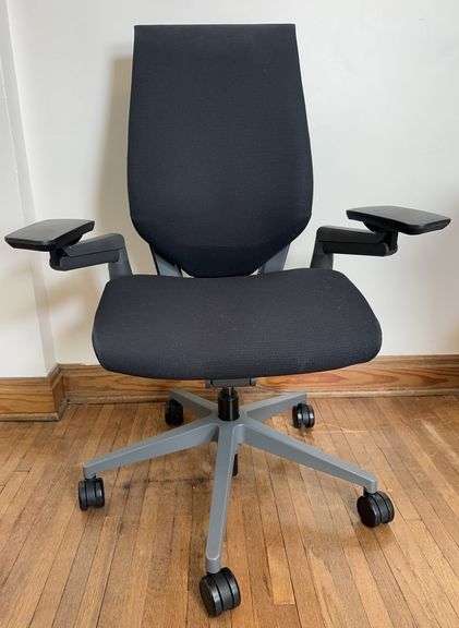 Steelcase Gesture Rolling Office Chair - Auction Ohio