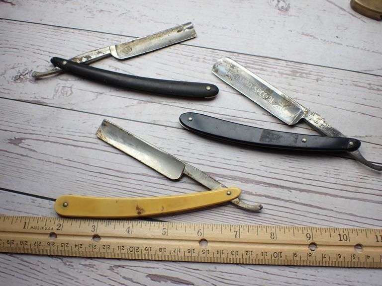 Three Vintage Straight Razors, Including Puma Solingen - Auction Ohio