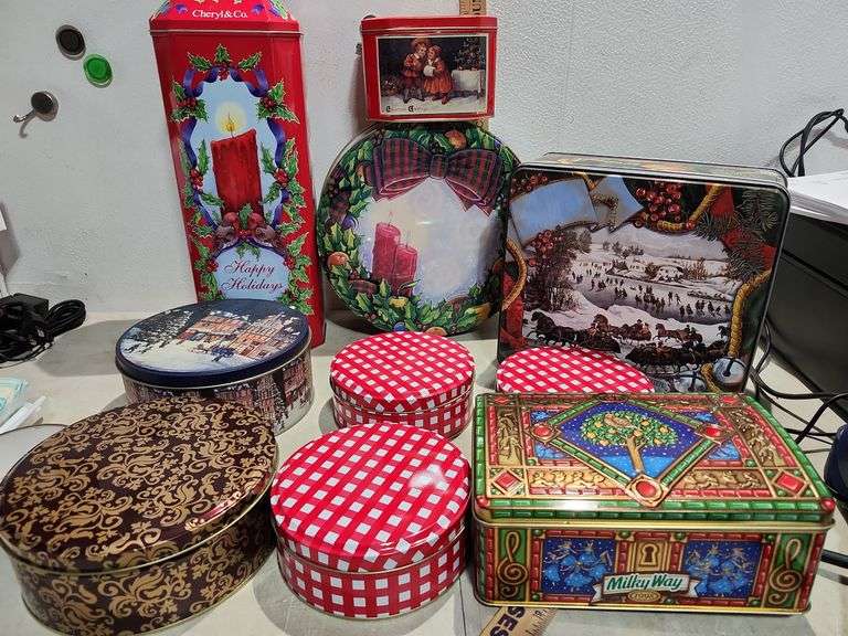 Assorted Christmas Tins - Auction Ohio