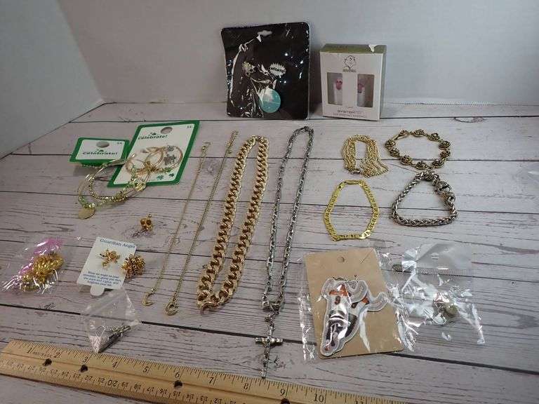 Jewelry and Accessories Collection - Auction Ohio