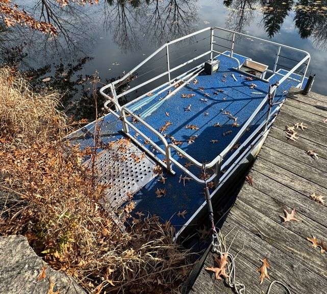 AquaCraft Little River Aluminum Pontoon Platform with Accessories ...