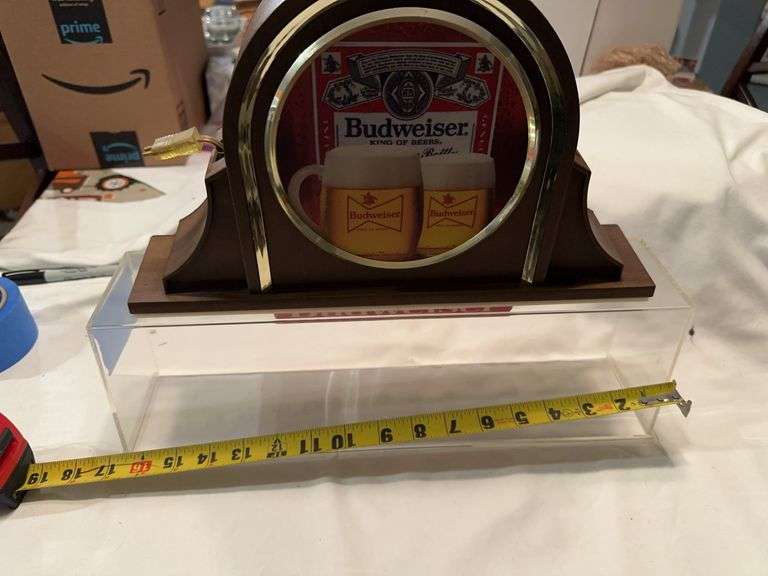 Budweiser table stand/display/light - Auction Ohio