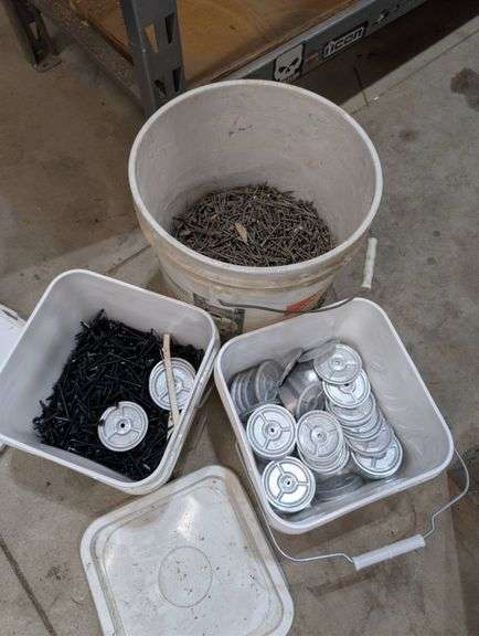 Versico’s Insulation Plates and Fasteners: Lot of 3-Inch Plates and ...