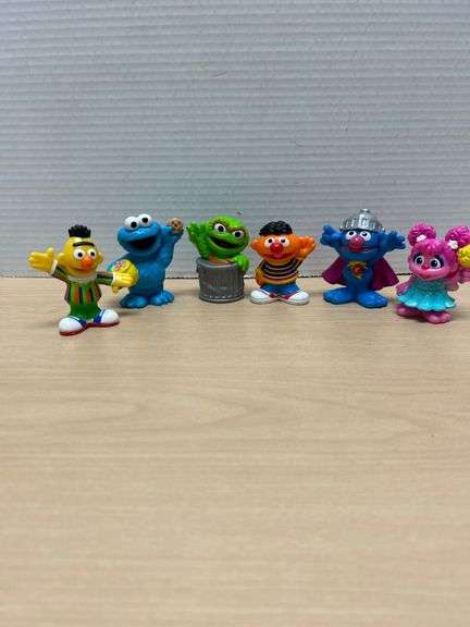 Sesame Street Character Figures, 2005, 6 Figures, Rubber Base Design ...