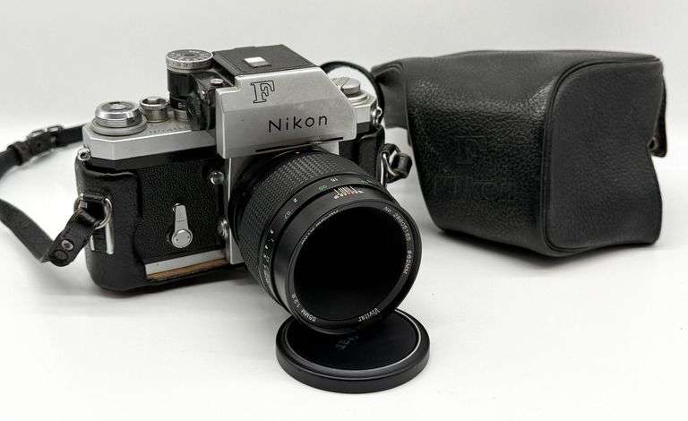 Vintage Nikon F Professional Camera - Auction Ohio