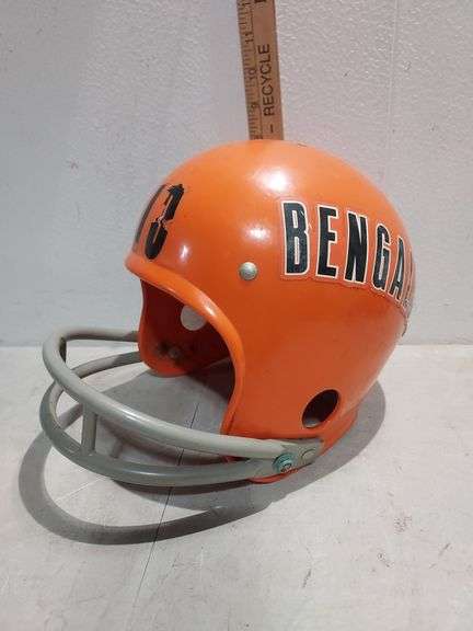 Rawlings U.S.A. Bengals Plastic Helmet (Not For Complete Play BNFL ...