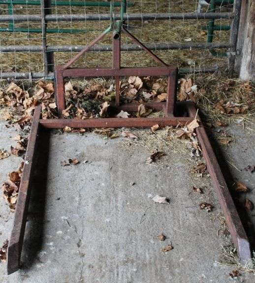Metal Hay Bale Spear Frame by Southeast Manufacturing Co., Inc ...
