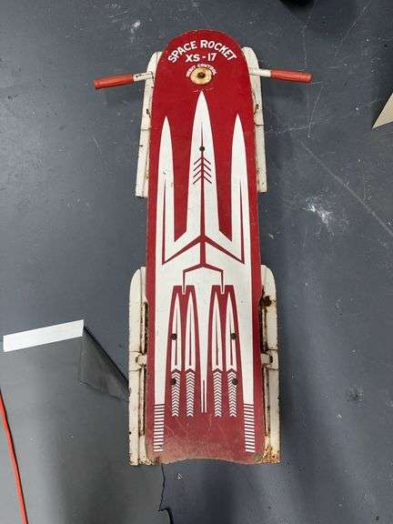 1950s space rocket XS – 17 sled - Auction Ohio