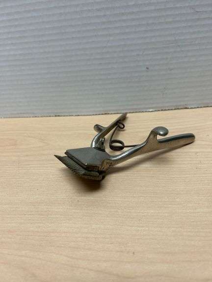 Merit Ball Bearing Manual Hair Clippers With Spring Mechanism – Vintage ...