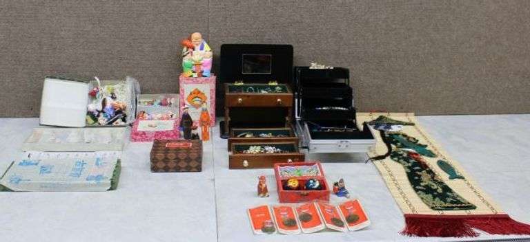 Decorative Items, Jewelry, and Hui Shan Clay Figurines - Auction Ohio