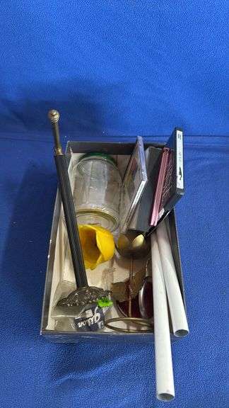 Mixed Lot of Household Items and Decor - Auction Ohio
