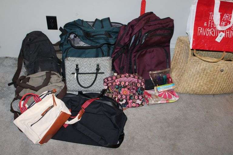 Bags And Backpacks - Auction Ohio